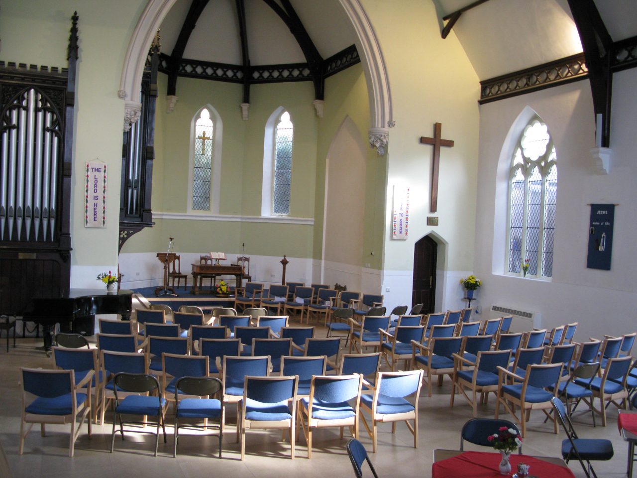 FACILITIES - The Strand Centre – Support in the centre of Dawlish